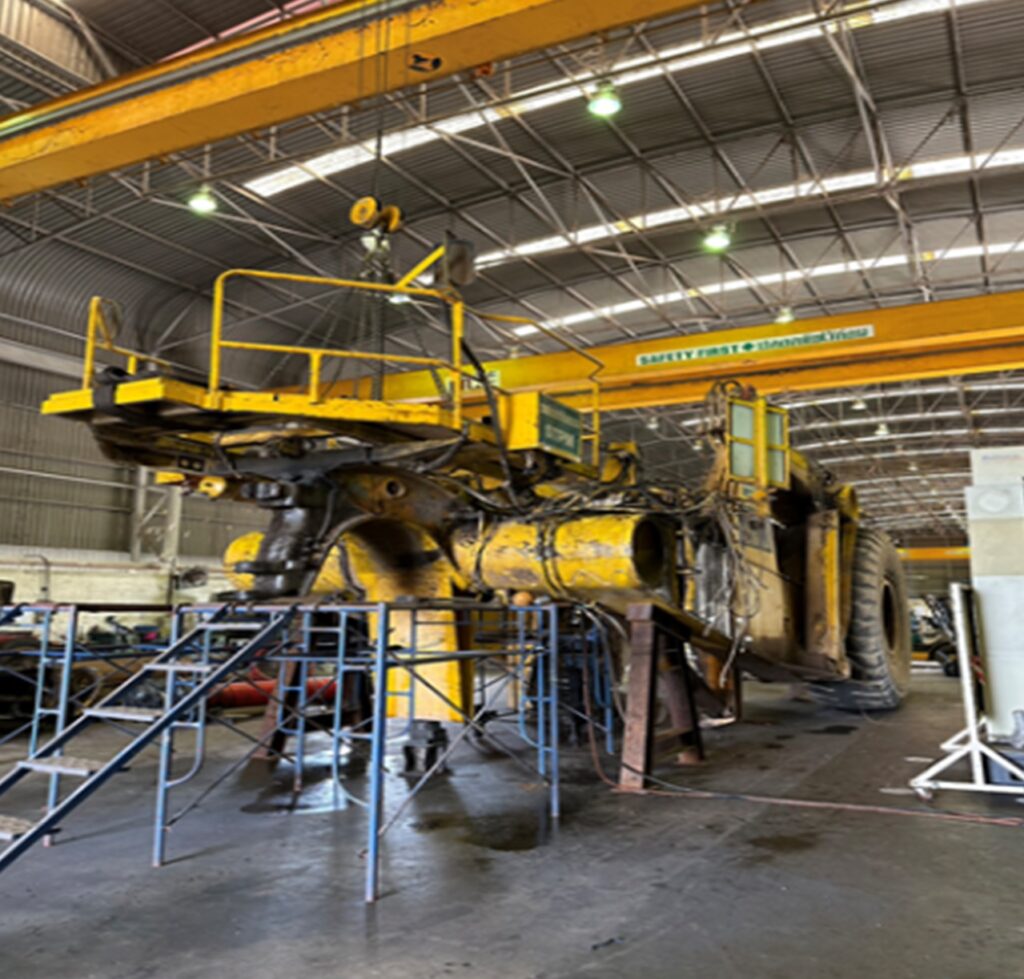 CHANGE GOOSENECK CAR KRESS 303. - West Coast Engineer co.,Ltd.