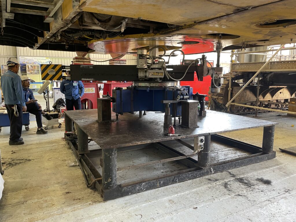 Onsite Machining of Upper and Lower swing bearing mounting surface of ...