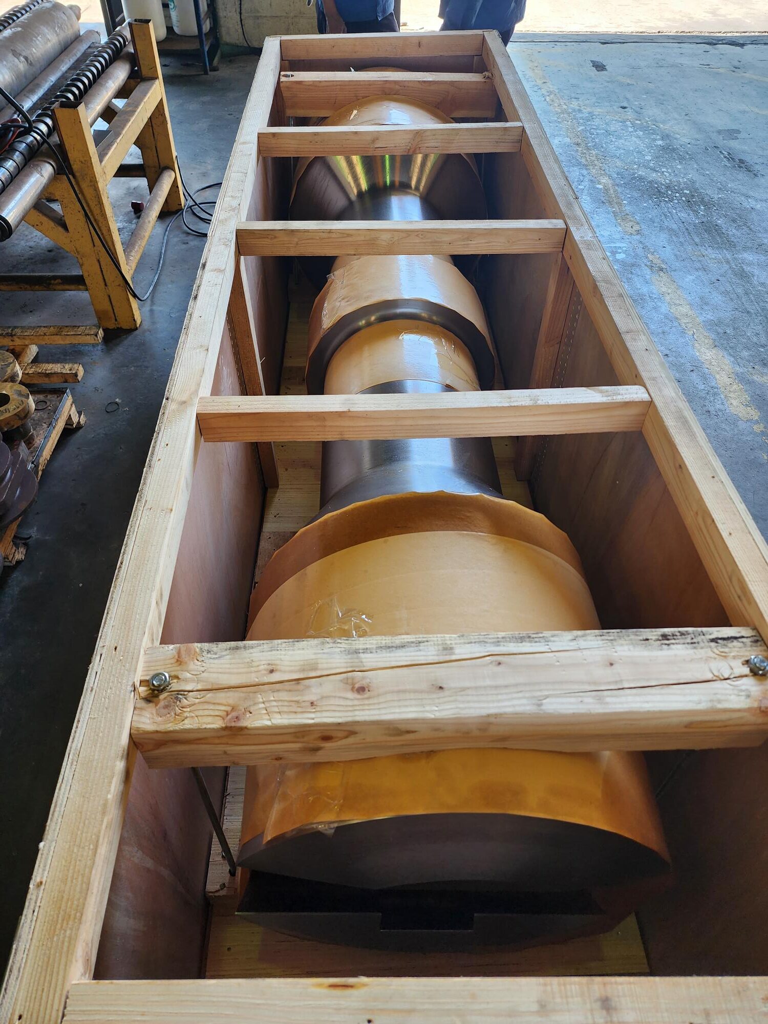 Universal Spindle Dia360x2423 mm. - West Coast Engineer co.,Ltd.