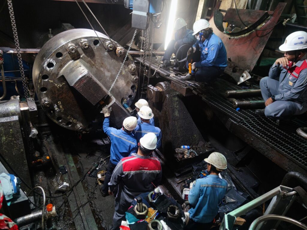 งานว่าจ้าง Replace Bottom Wobble Hub Rom - West Coast Engineer co.,Ltd.